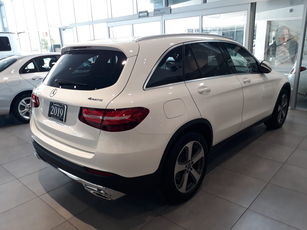 Mercedes Benz GLC 300 SUV Sport