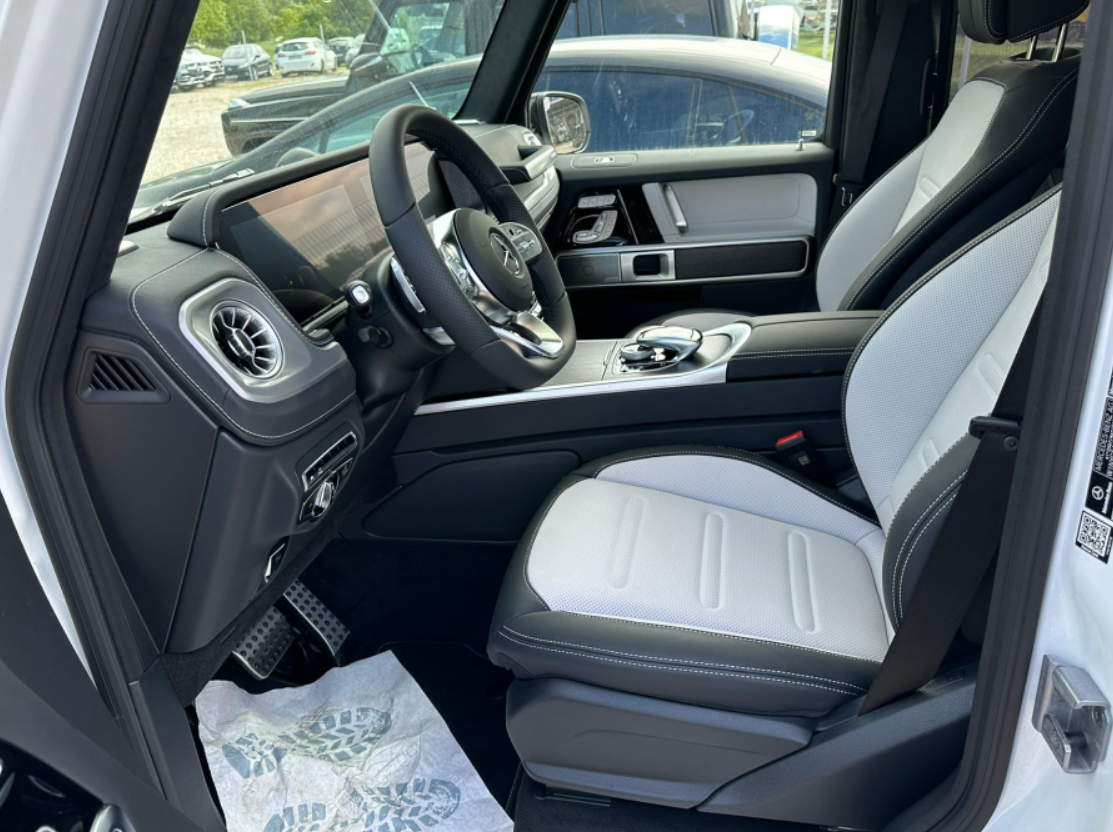 Mercedes Benz G400 d AMG 2023